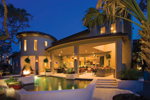 How to Update Your Backyard to Entertain at Night | Guide To Outdoor ...