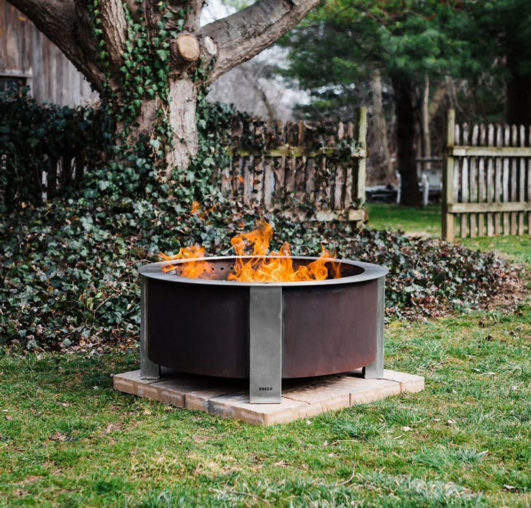 Smokeless Fire Pits 101: What You Need To Know