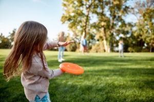 10 Exciting Frisbee Games For Kids That Can Be Played In The Backyard