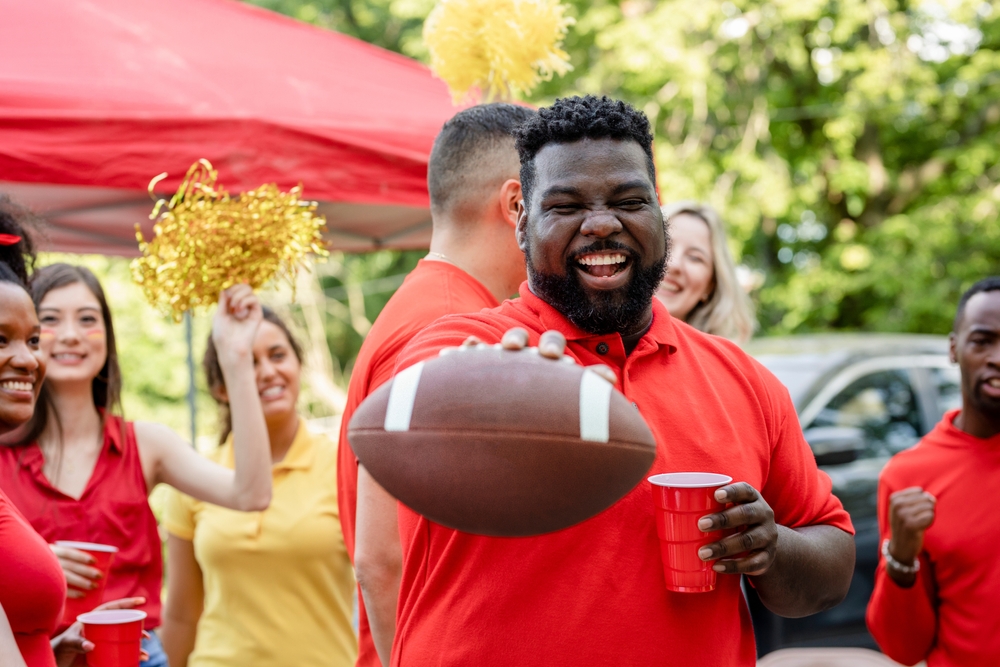 Ultimate Guide to Tailgating – The Best Items to Bring