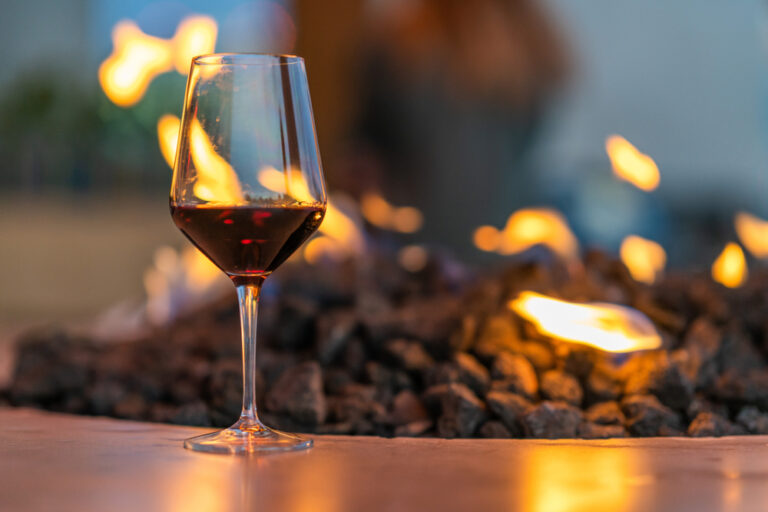 What to Put in the Bottom of Fire Pit: 5 of the Best Materials to Try